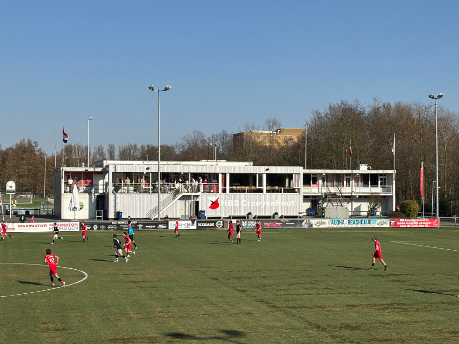 Zomerupdate: Clubhuis gesloten · HBS Craeyenhout